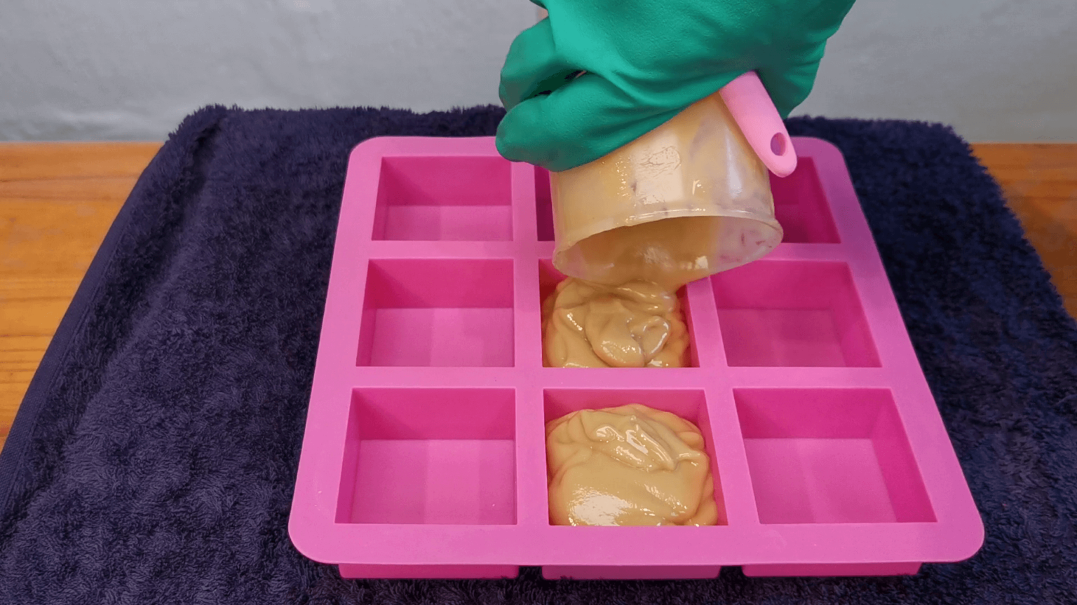 Old-Fashioned Farmer’s Soap – Natural Nerd | Free DIY Recipes For Your ...